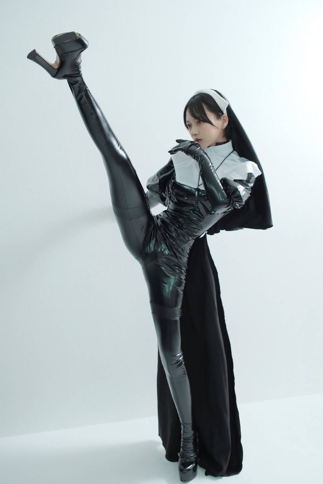 cafe & bar Guest – アイドル、インフルエンサー全国からゲスト出勤関西NO1